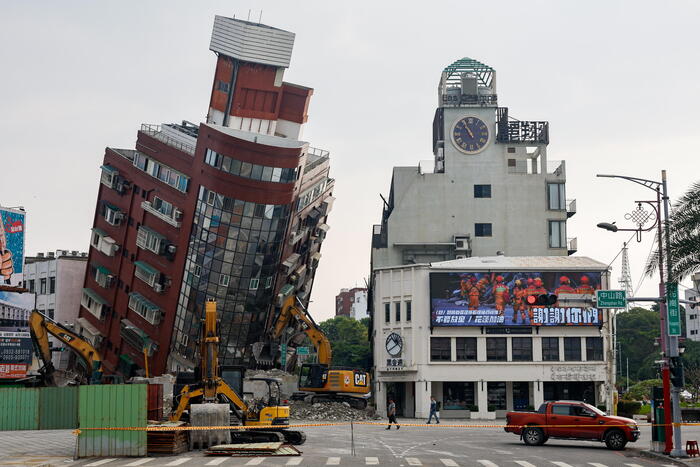 Terremoto di magnitudo 7.4 a Taiwan, è il più violento degli ultimi 25 ... Terremoto di magnitudo 7.4 a Taiwan, è il più violento degli ultimi 25 ...